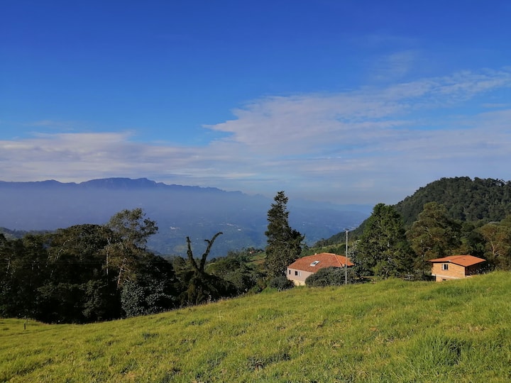Hospedaje En Casa Completa En Granja Y Montaña - La Mesa