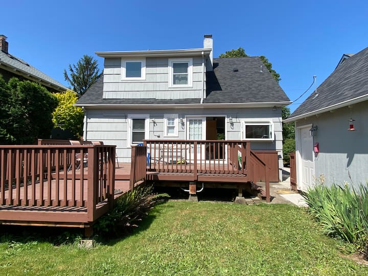 Lovely Quiet Home Near N. Mississippi - Portland, OR