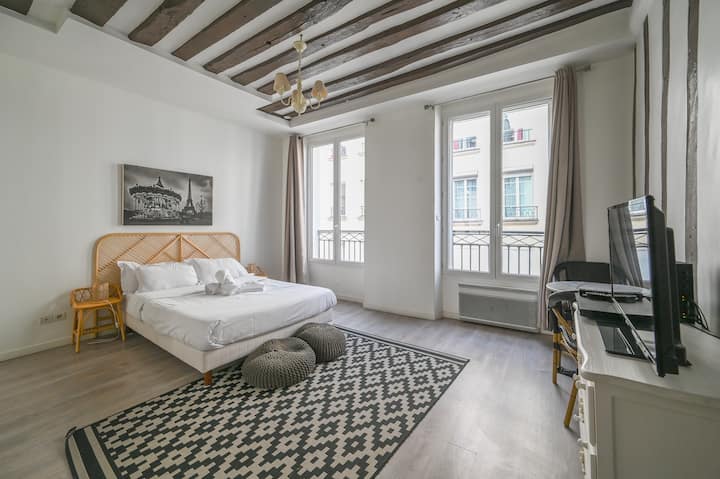 Appartement En Plein Coeur De Paris (Cléry32) - Paris