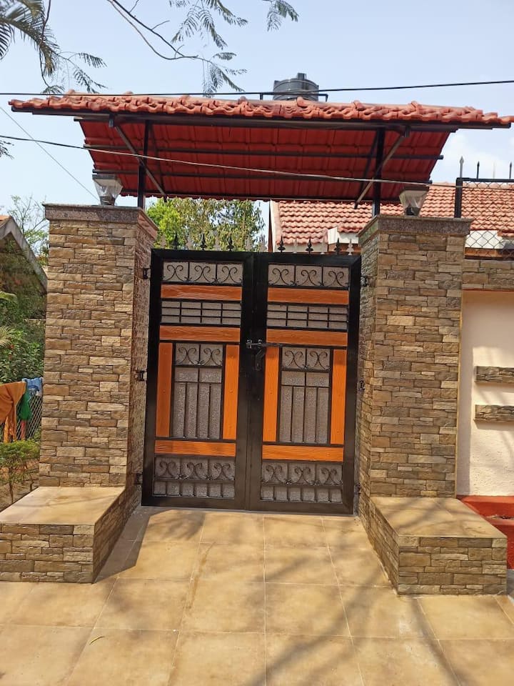 Singh Cottage, 2bhk And Pool With Complete Privacy - Lonavla