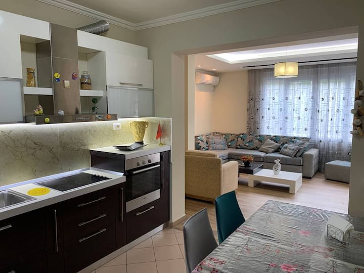 Apartment Near City(4 - 6 People) - Albania