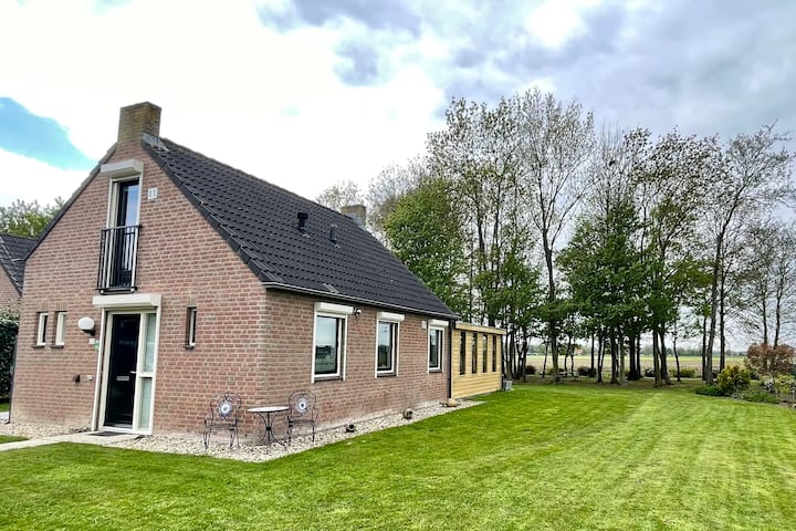 Compleet Huisje Tussen De Weilanden In Ewijk - Wijchen
