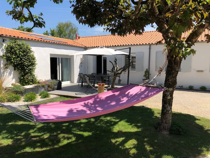 Maison Plain-pied, Grand Jardin, Avec Terrasse, - Coulon