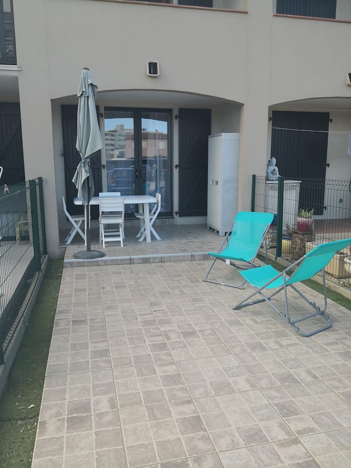 Canet-sud: Votre Studio Cabine Avec Terrasse. - Canet-en-Roussillon