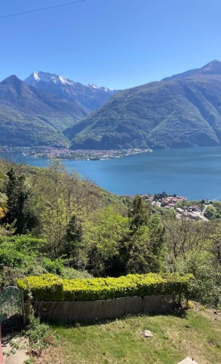 Large, Beautiful Apartment With Terrace - Menaggio