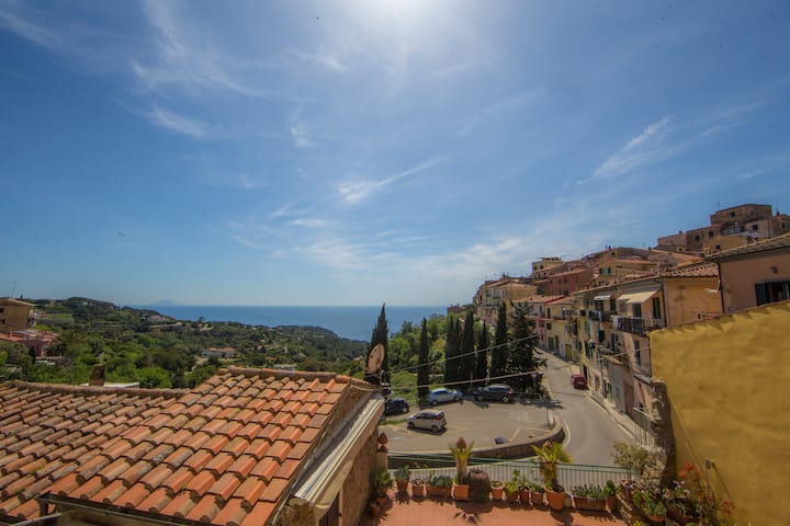 Italienischer Charme - Appartment Im Zentrum - Capoliveri