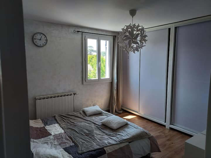 Belle Maison à Deux Pas D'avignon Au Calme - Avignone