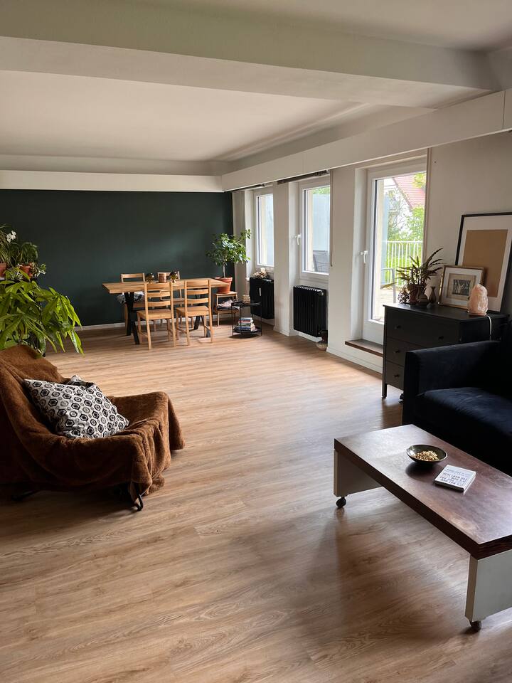 Zentrale Wohnung Mit Terrasse Und Viel Natur - Stuttgart