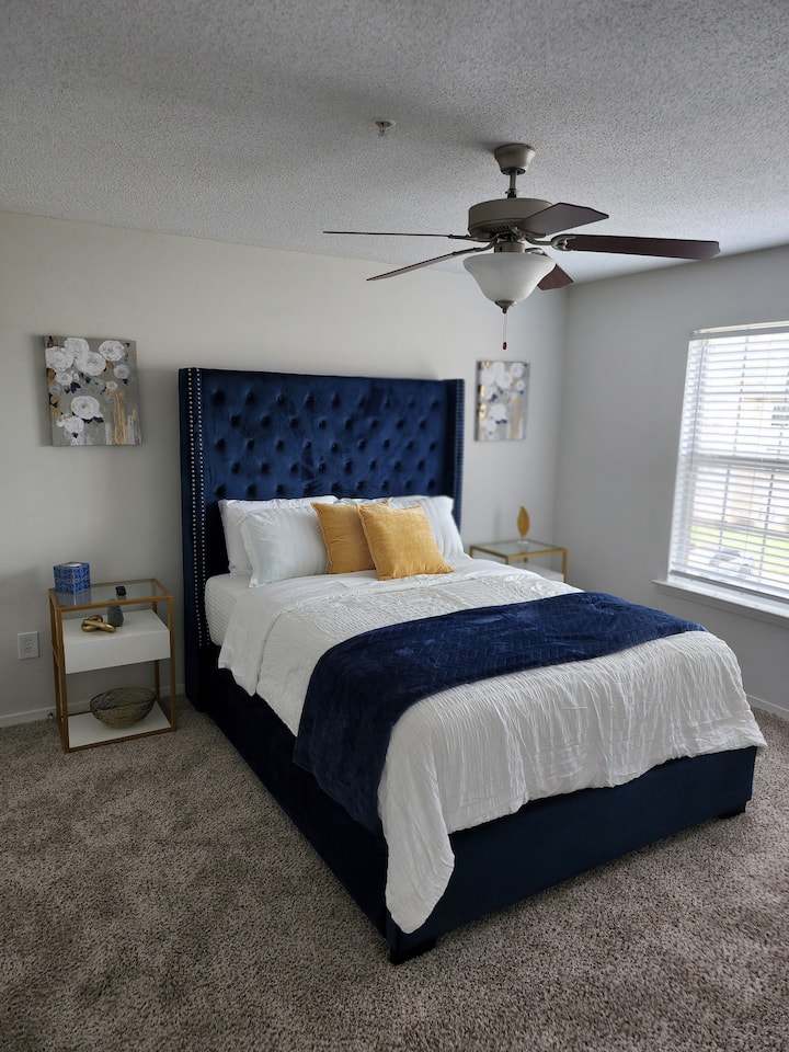 Lovely 2 Bed 2 Bath. With Pool Access. - Southaven, MS