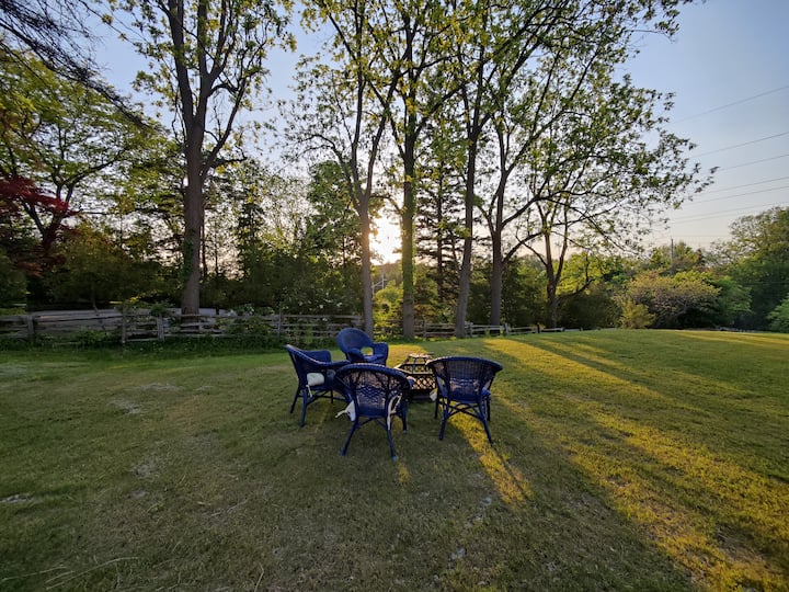 Experience Countryside Living Close To City - Hamilton, Canadá