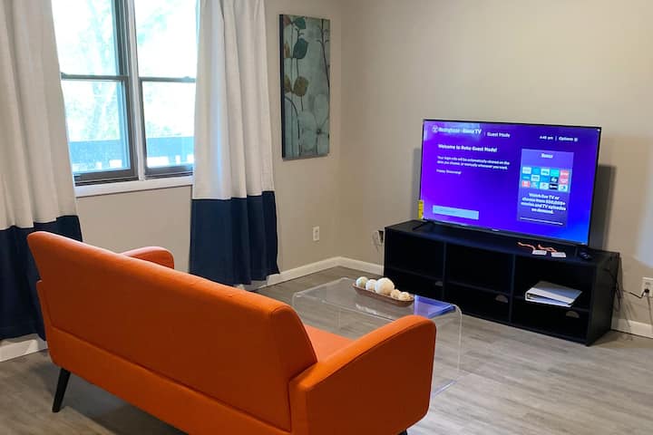 Lovely 3 Bedroom Unit Next To Ksu And Aggieville - Kansas state university, Manhattan