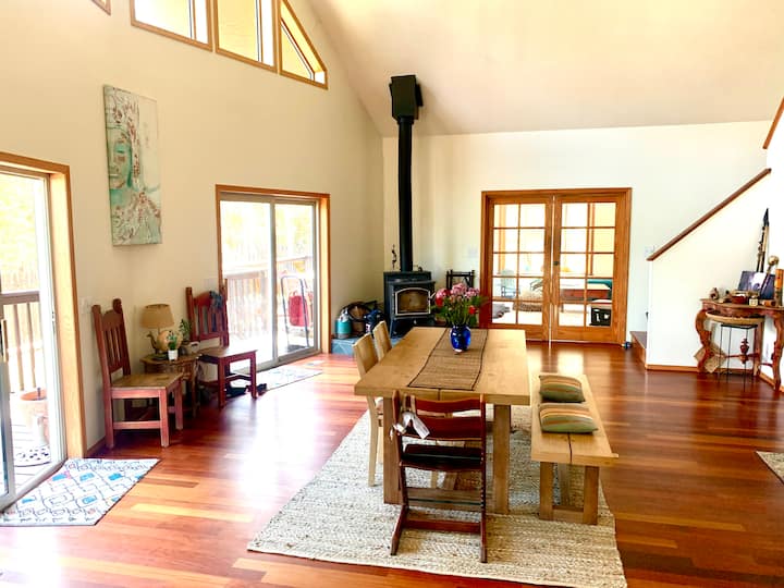 *New Listing!* Casa Maro - Retreat/wfh/longterm - Nederland, CO