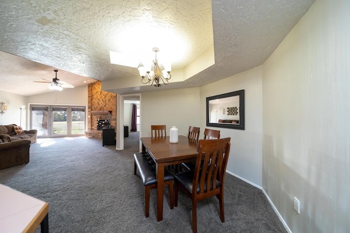 Top 10 Airbnb Vacation Rentals In Clovis, New Mexico | Trip101