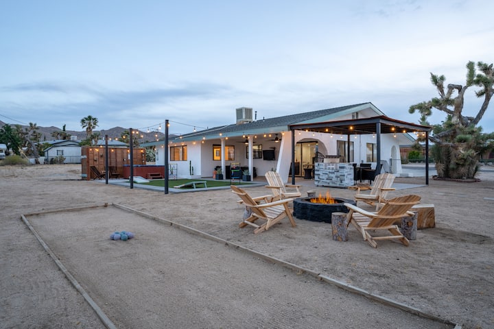 Bluehemian Rhapsody: Dreamy 2bd/2ba Desert Retreat - Yucca Valley, CA