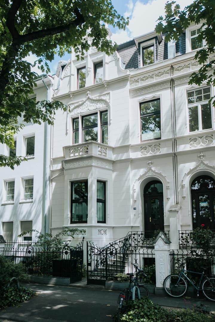 Denkmalgeschützter Altbau Im Regierungsviertel - Bonn