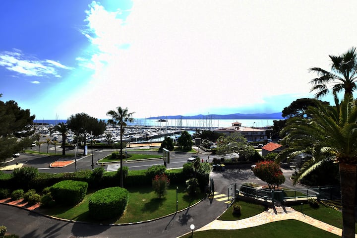 F3, Vue Mer Dans Résidence Avec Piscine - Saint-Raphaël