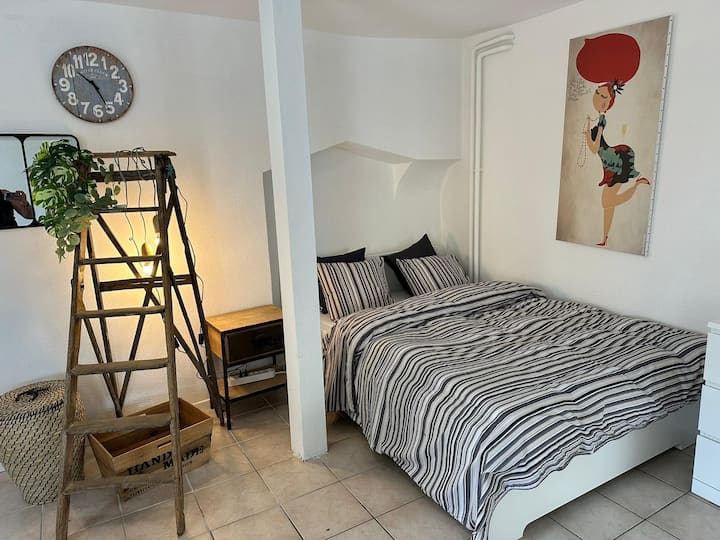Appartement 1 1/2 Avec Cuisine Séparée - Neuchâtel