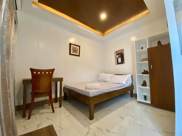 Adorable 1 Bedroom With Free Parking (Unit3) - Koronadal City