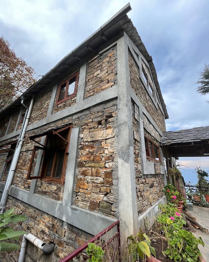 Tanikhet - A Cottage With A View - Ranikhet