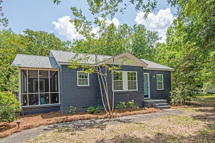 The Carter Cottage - An Adorable 2 Bedroom Home! - Summerville, SC