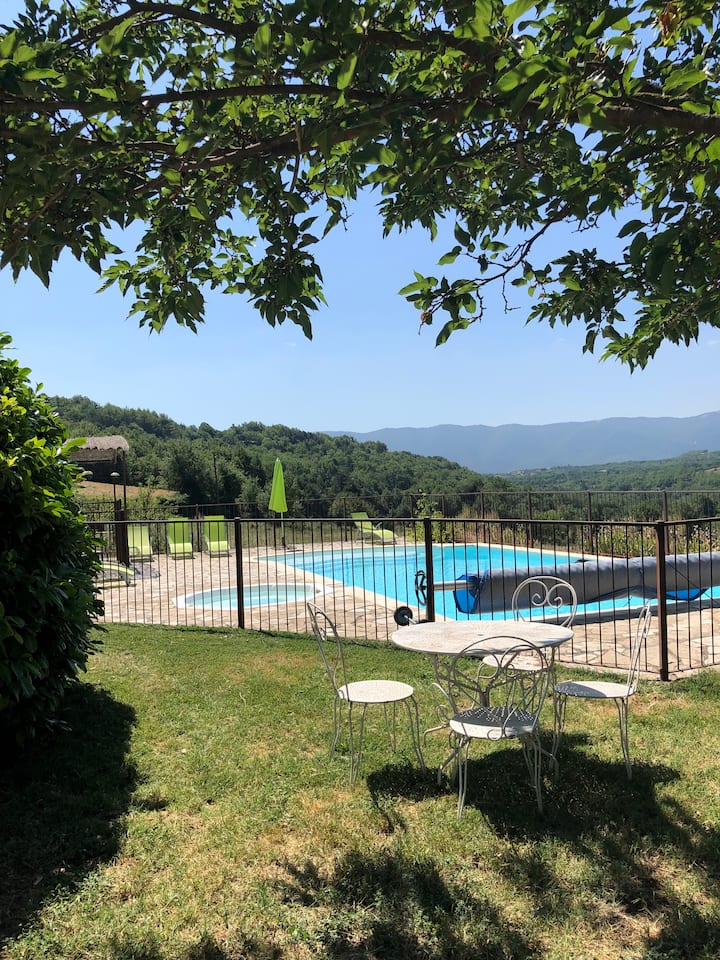 Les Cheyrans En Luberon - Rustrel