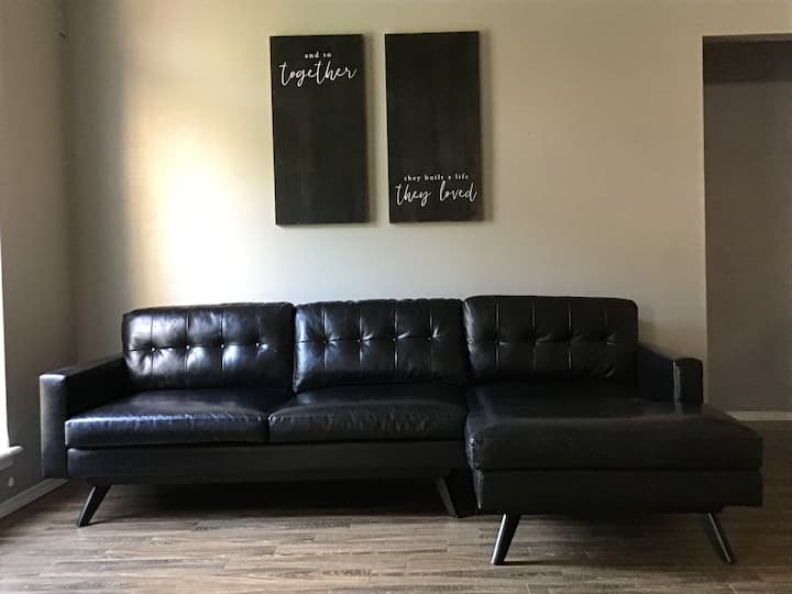 Traditional 3 Bed/2 Bath One Story Retreat. - Broken Arrow, OK