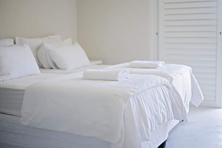 The Rose Barn - Room 4 - Jeffreys Bay