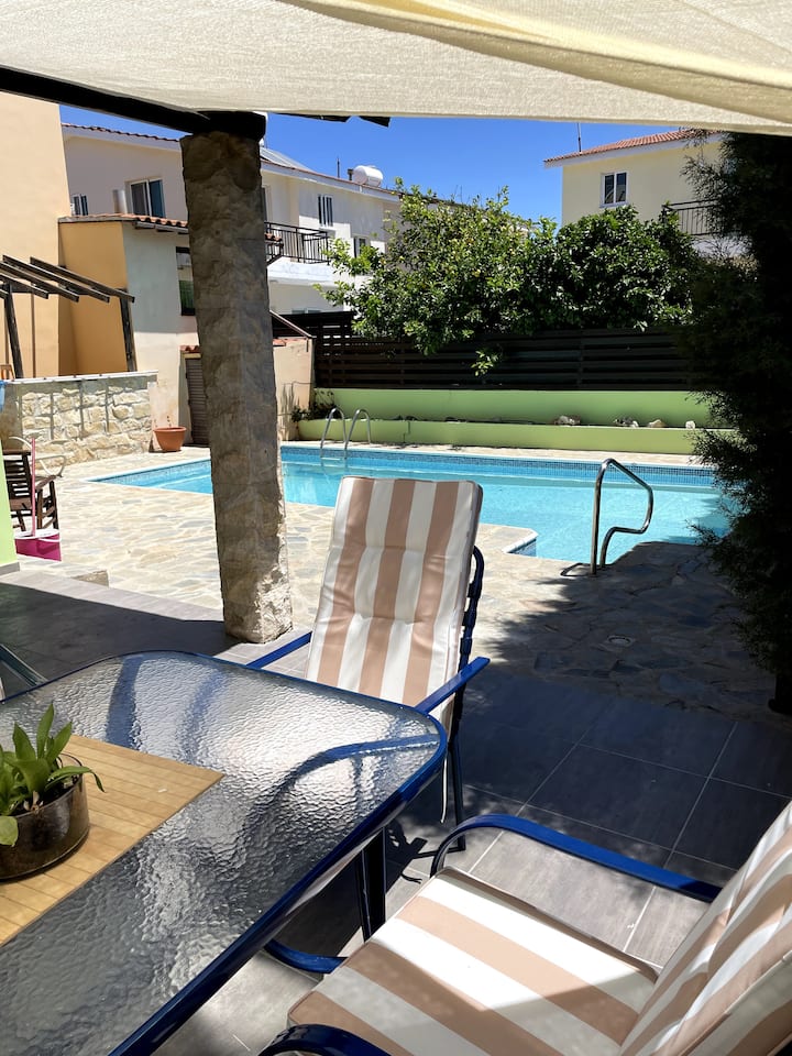 Luxury 3 Bedroom Villa With Private Pool - 帕福斯