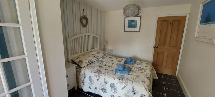Delightful En-suite Room In Beach Front Location. - Dunster