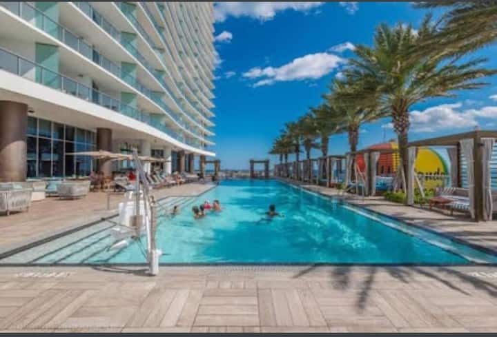 Apartment In Condo Hotel Hallandale Beach - Hallandale Beach