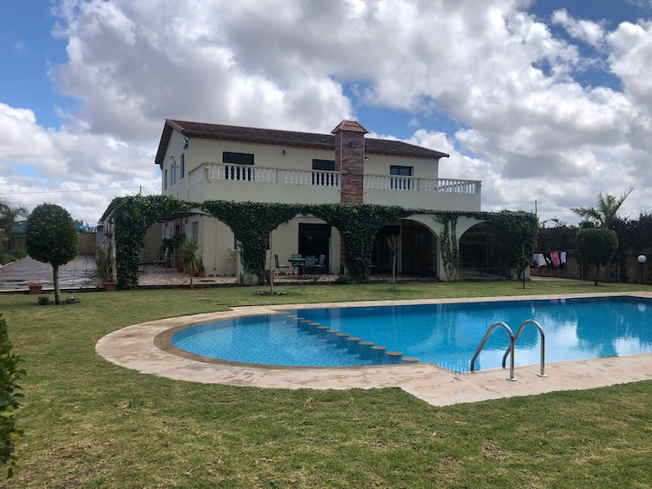 Belle Villa /Ferme Avec Piscine Rabat/bouznika - Sjirat