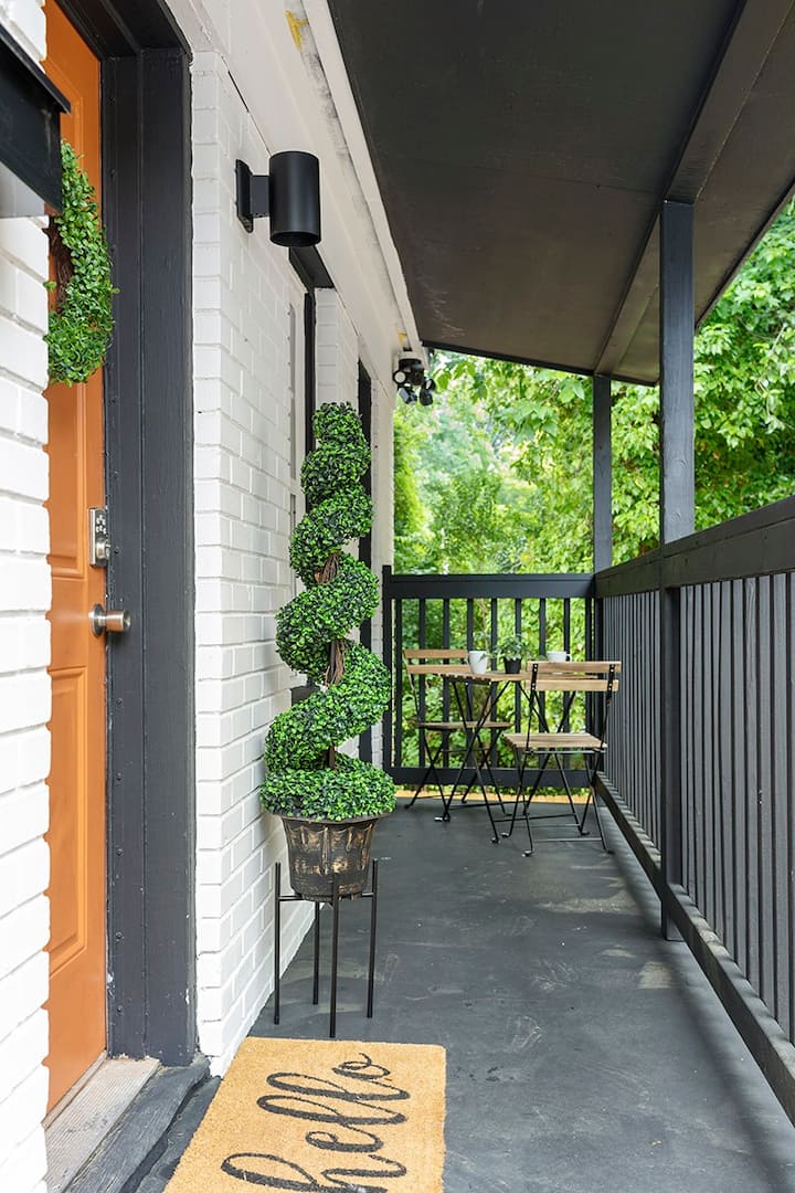 Hidden Gem| Comfy Bed |Backyard Pergola|7minuptown - Charlotte, NC