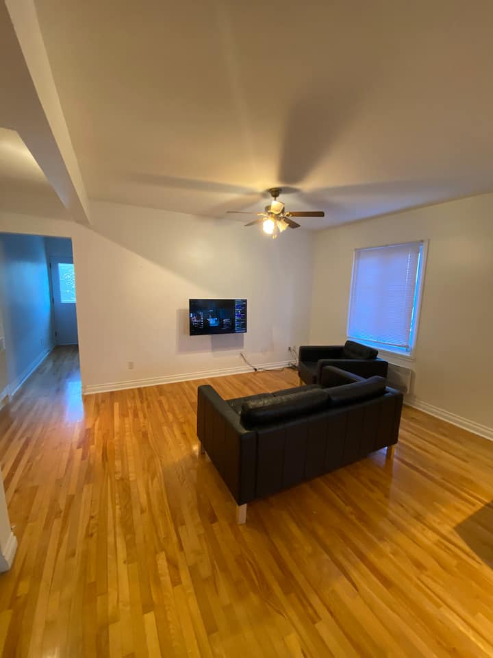 Appartment Complet à Louer (3 1/2) - Montréal, QC