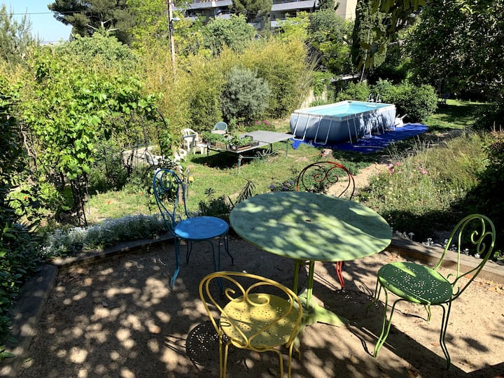 Villa De 150m² + Piscine Sur Terrain Arboré 2000m² - Septèmes-les-Vallons