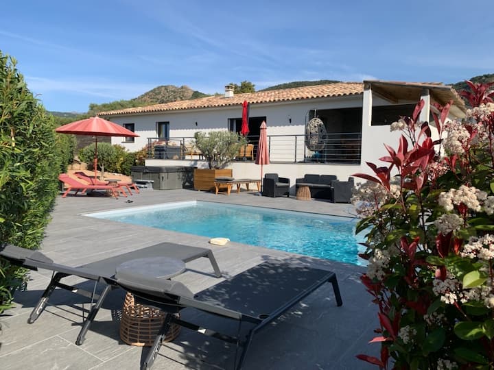 Belle Villa 8 Pers- Piscine Privée Chauffée - Sainte-Lucie-de-Porto-Vecchio