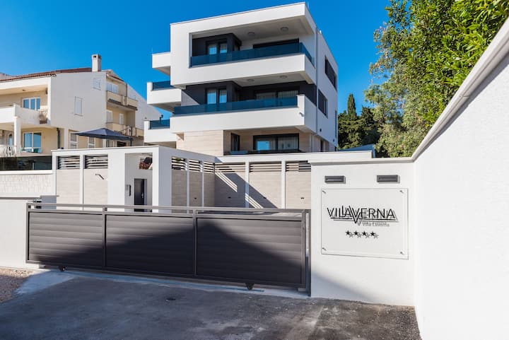 Luxury Apartments With Pool And Sea-view For 8 - Novalja