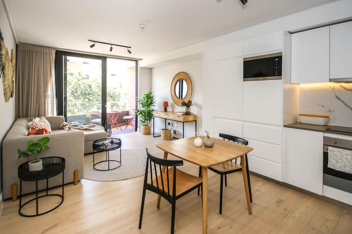 Perfect Table Mountain Pad With Pool & Parking - Kaapstad