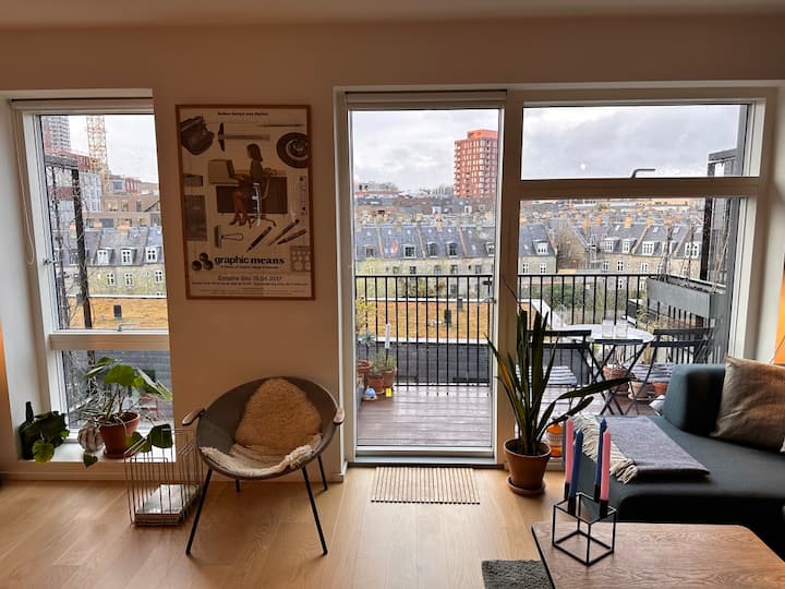 Dejlig Lejlighed Med Solrig Altan På Vesterbro - Copenhagen