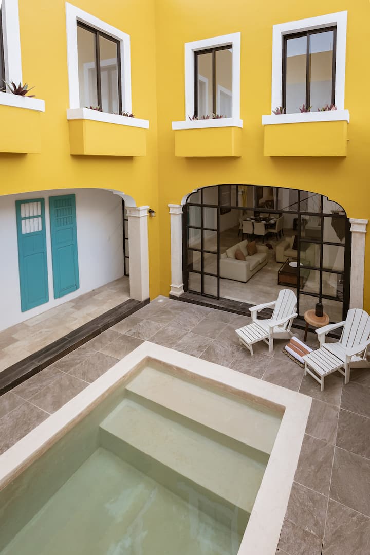 Casa En El Centro De La Ciudad Con Alberca - Mérida