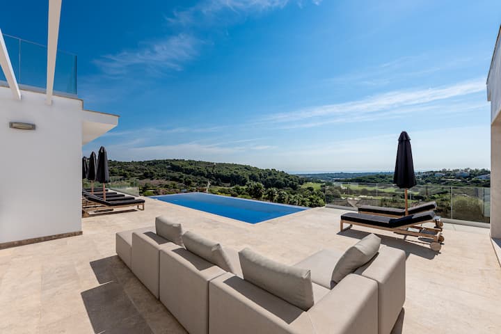 Luxury 6 Bed Villa - La Reserva Sotogrande - Sotogrande
