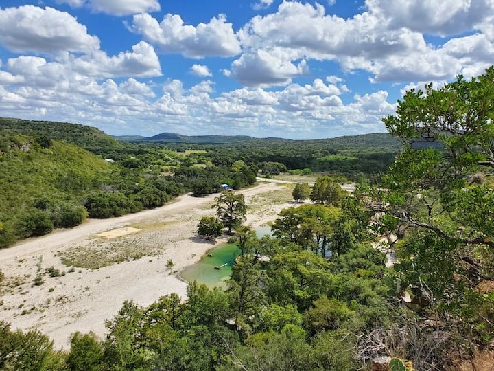 Neal's Lodges Verano Vista House - Concan, TX