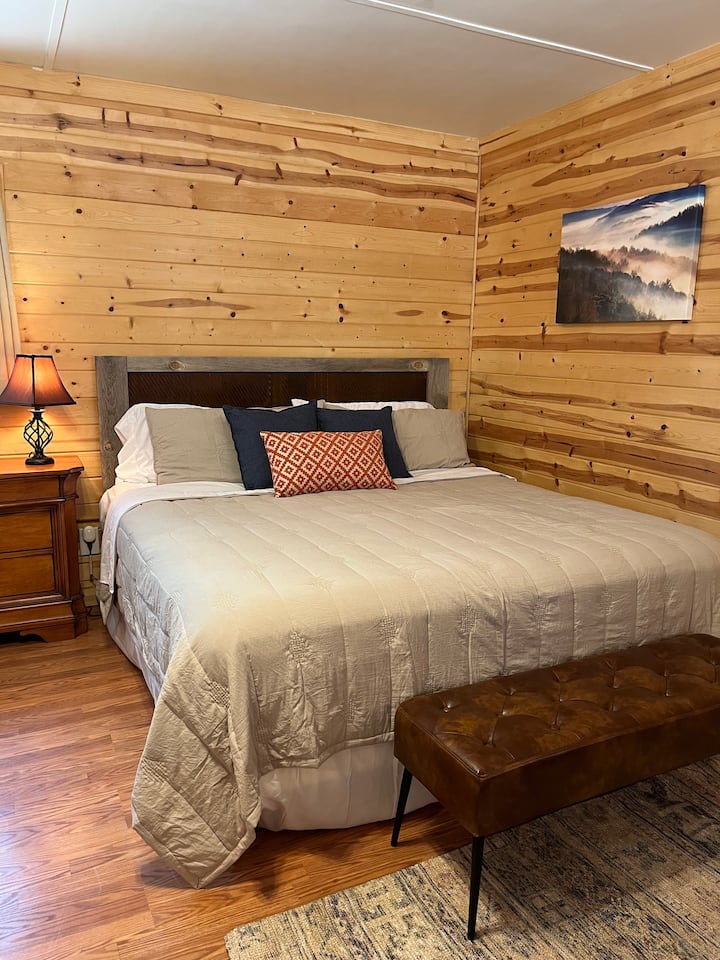 Luxe Cabin Getaway in the tall pines, Alpine AZ #5 - Cabins for Rent in ...