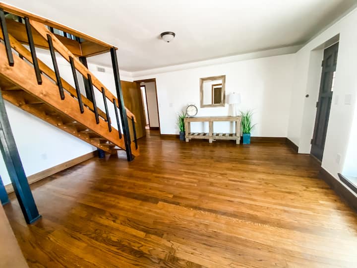 Mulberry Manor-multi Level Home - Canyon, TX