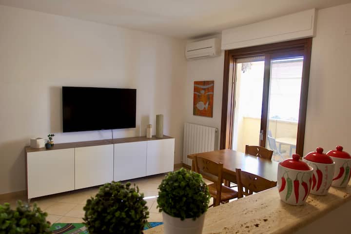 Bilocale Con Terrazza Vista Mare - San Vincenzo