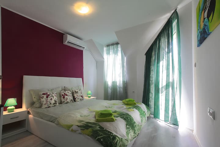 Xl-lux 1bdr Apartment In Rose Garden Balchik - Balchik