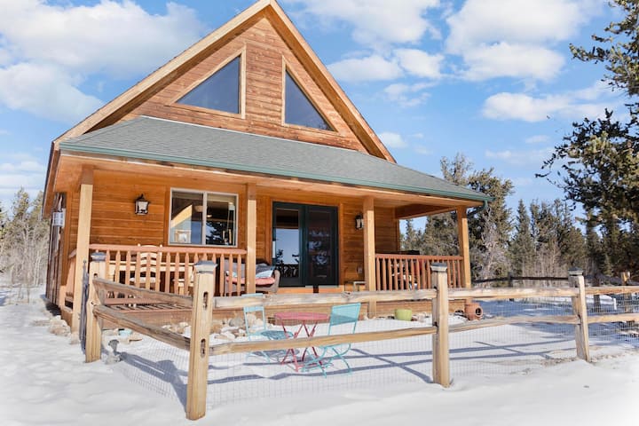 Mountain Escape • Hikes, Hot Springs, Ski Resorts - Fairplay, CO