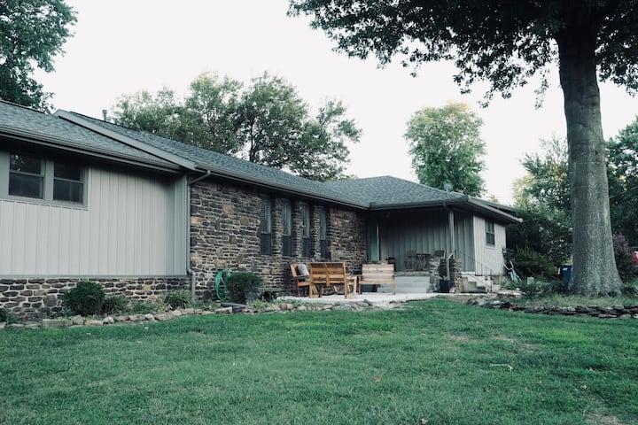 Magnolia House Walk/bike To Downtown Bentonville - Bentonville, AR