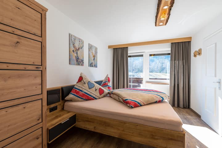55 M² Ferienwohnung ∙ 2 Schlafzimmer ∙ 4 Gäste - Ochsengarten