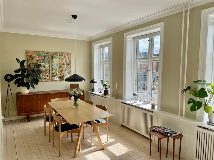 Super Central And Modern Apartment With Balcony - Copenaghen