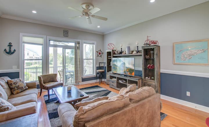Folly Beach Home - Private Porch With Marsh View! - Folly Beach, SC